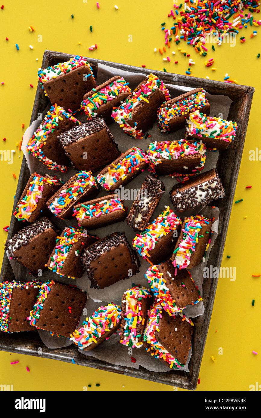 Diy ice cream hi-res stock photography and images - Alamy