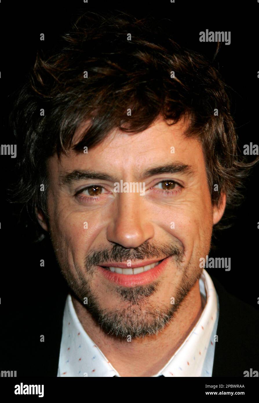 Cast member Robert Downey Jr. arrives at the premiere of the Paramount ...