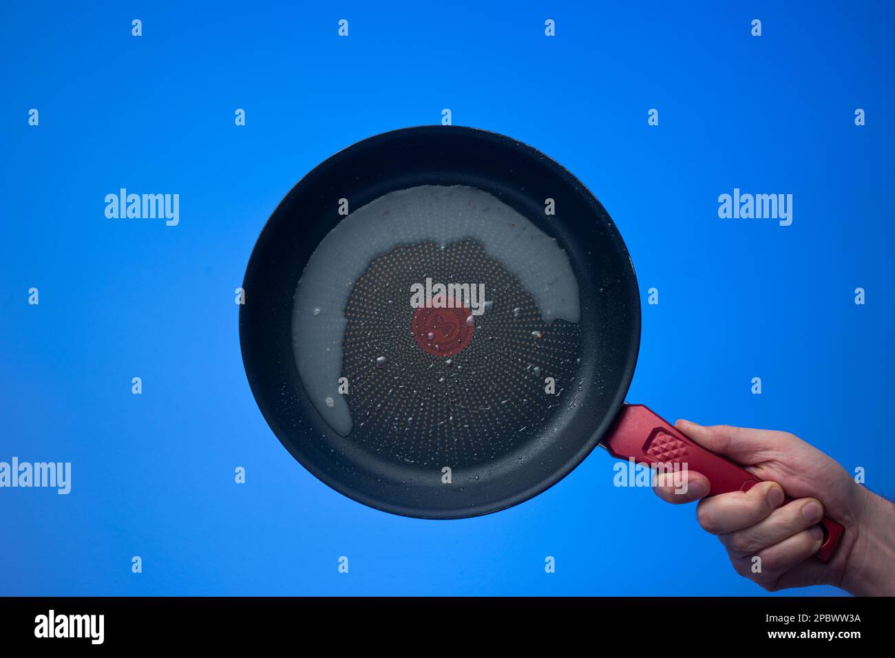 Burn mark on hand hi-res stock photography and images - Alamy