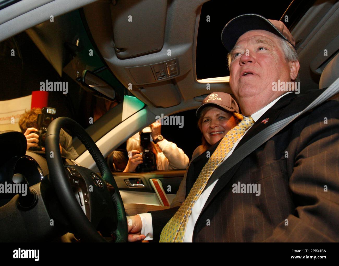 Gov. Haley Barbour, right, and his wife Marsha Barbour, "test drive" a ...