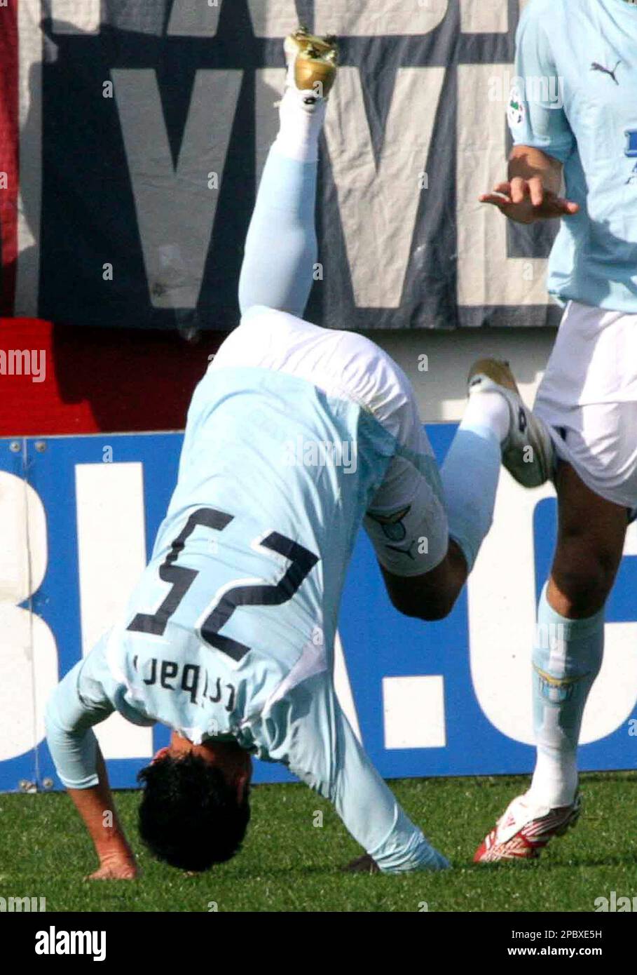 Lazio's Brazilian defender Sanchez Cribari celebratess after scoring ...