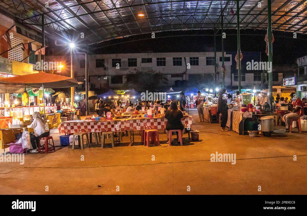 Plastic containers fruit plates hi-res stock photography and images - Alamy