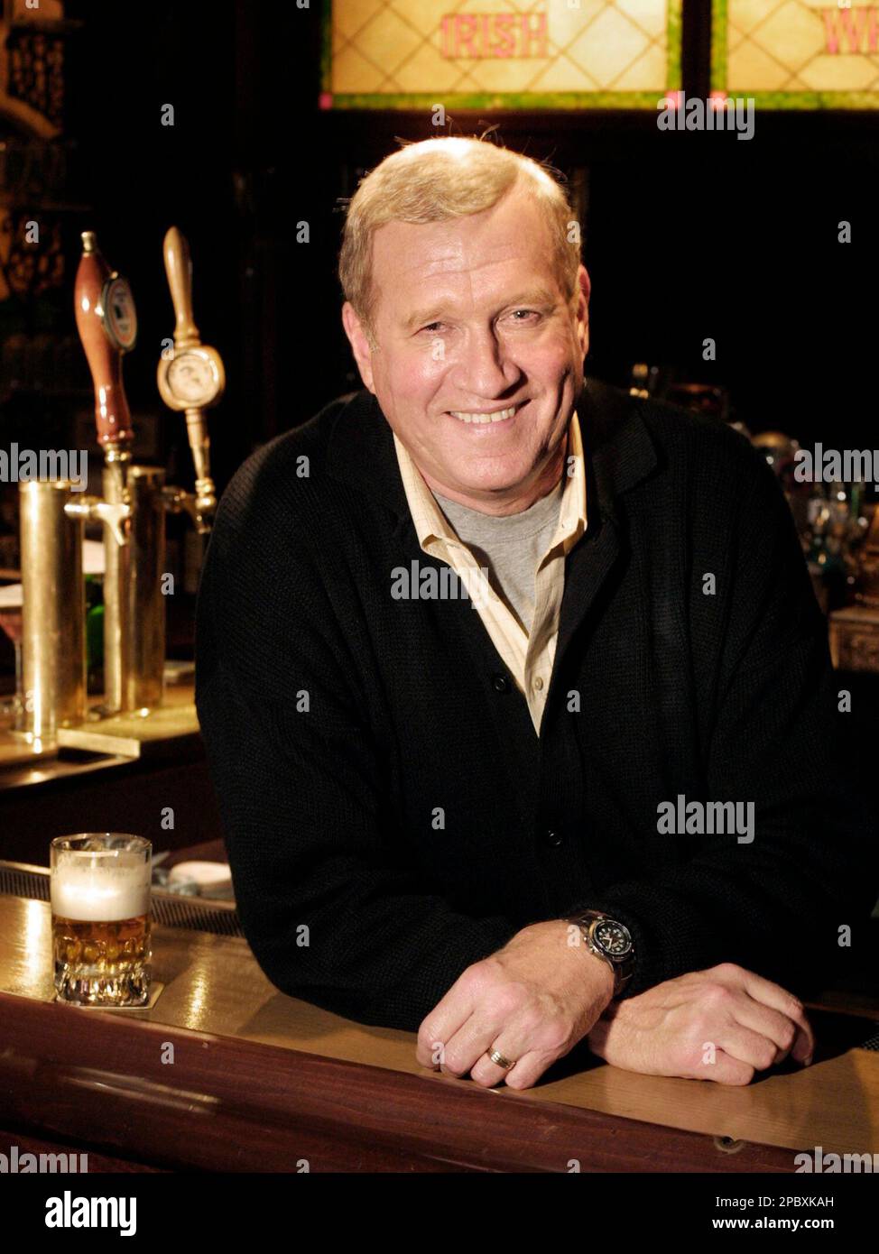 **FILE** Actor Ken Howard poses on the set of NBC's "Crossing Jordan ...
