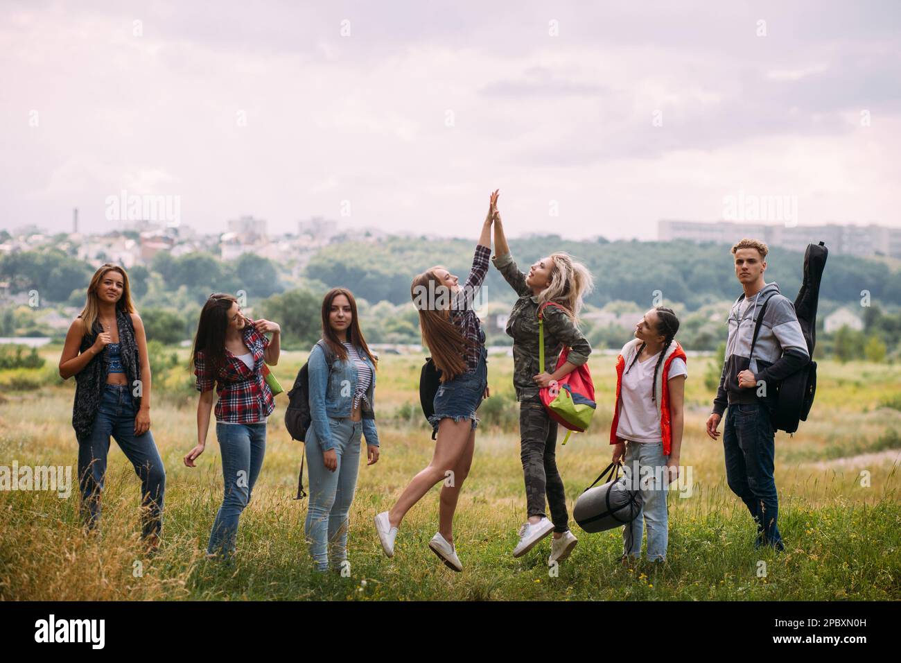 Five friends trip together nature hi-res stock photography and images ...