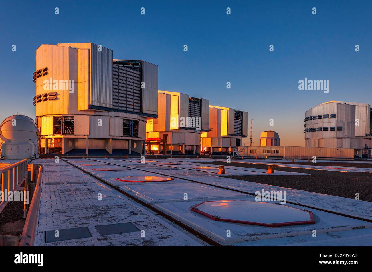 Giant Telescopes at Paranal Observatory Stock Photo - Alamy