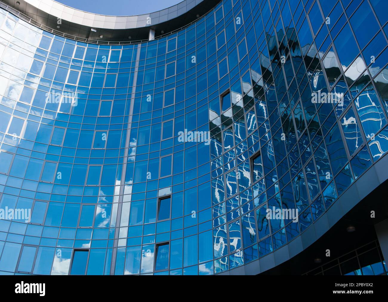 Modern office glass front hi-res stock photography and images - Alamy