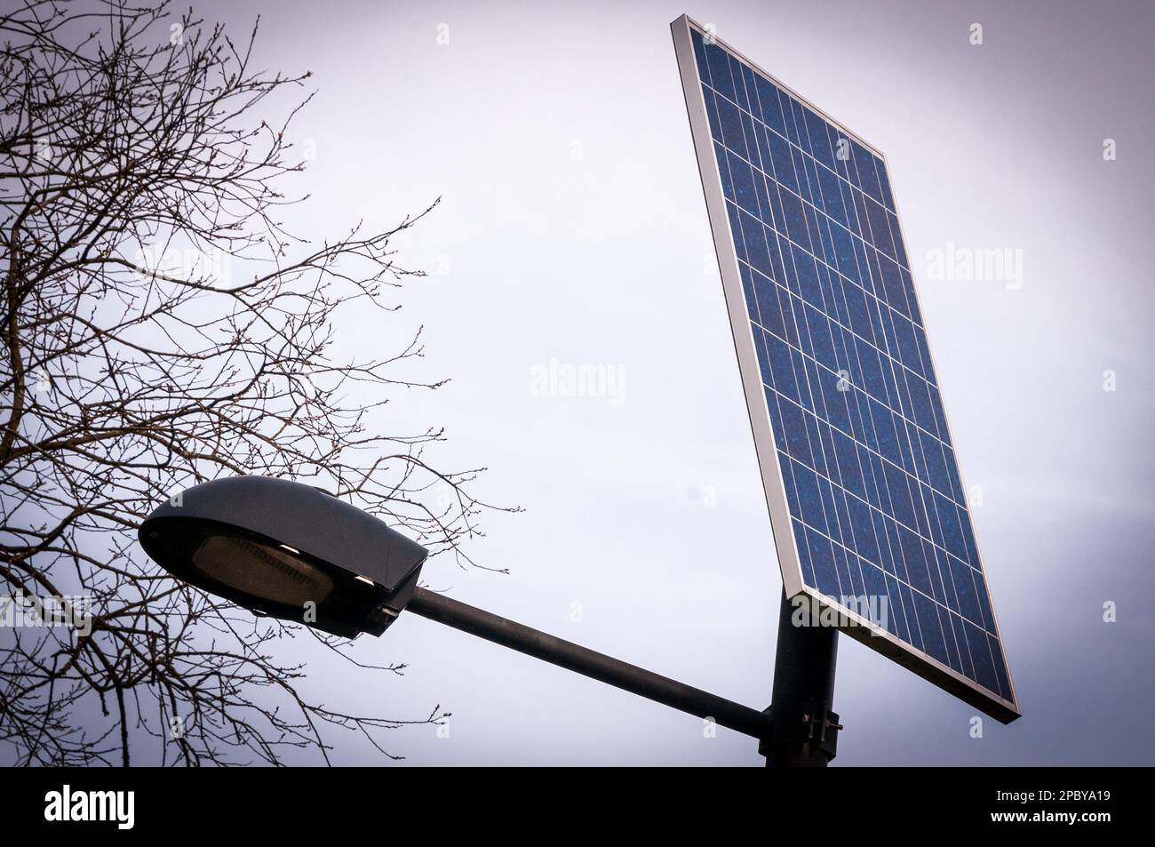 Solar street light hi-res stock photography and images - Alamy