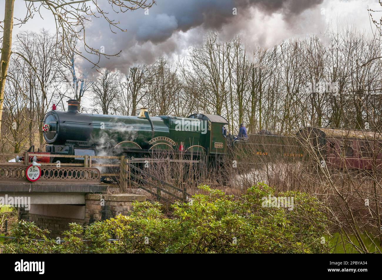 Gwr 2900 saint class hi-res stock photography and images - Alamy