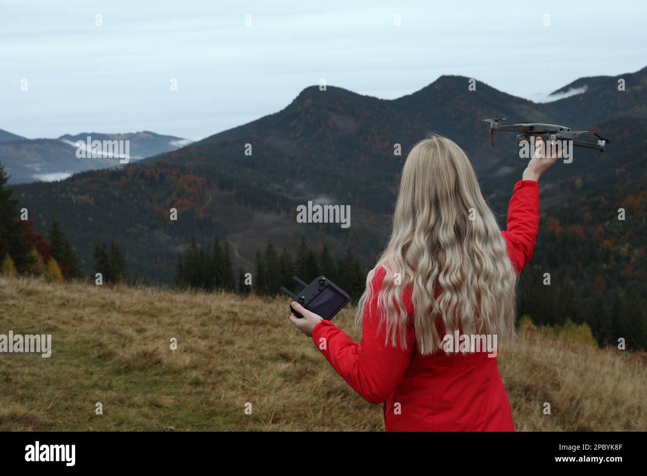 Video drone view young woman hi-res stock photography and images - Alamy