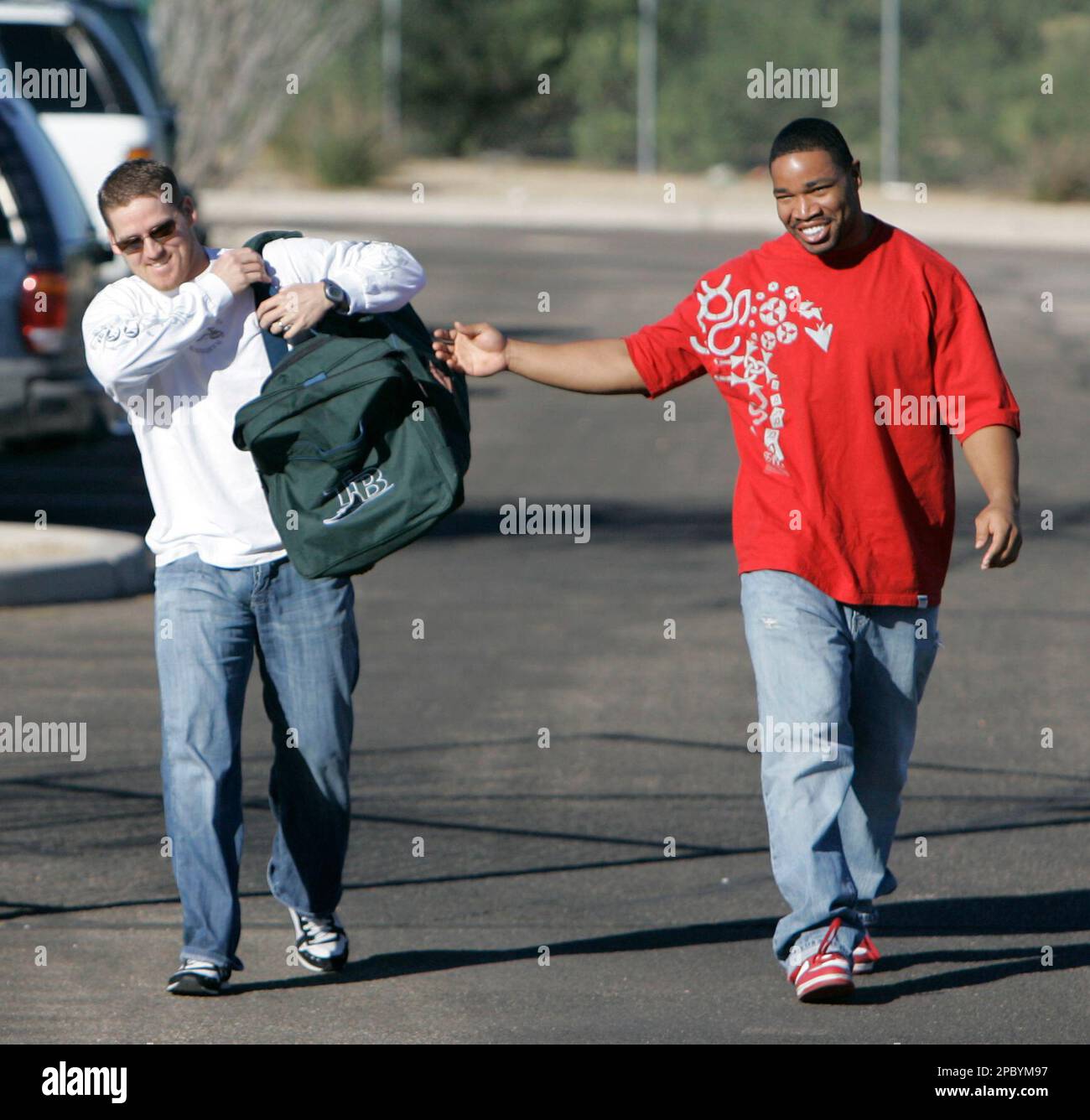 Arizona Diamondbacks non-roster invitees Chad Harville, left, and Dee ...