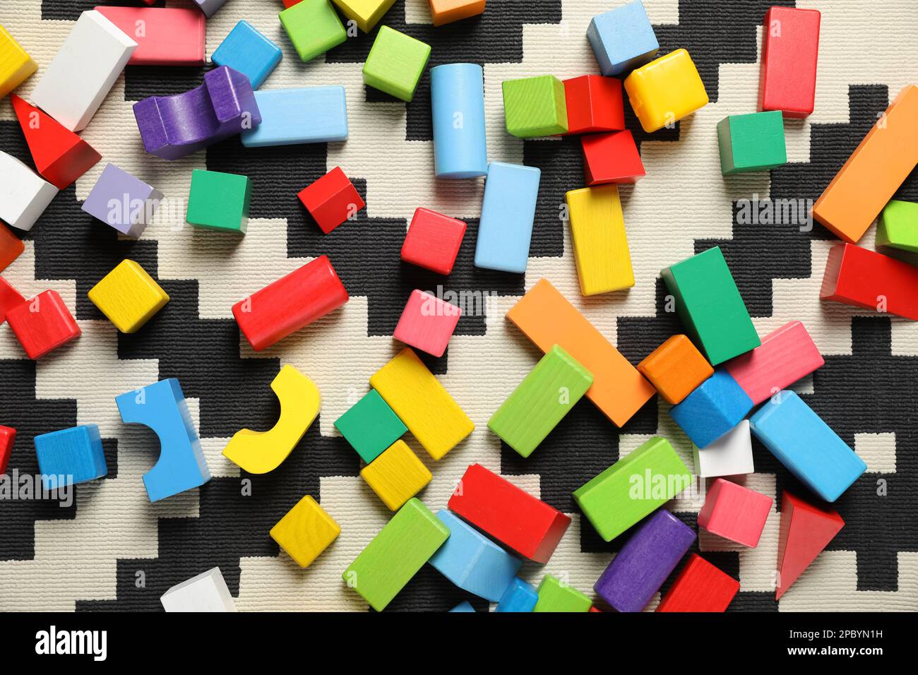 Colorful wooden building hi-res stock photography and images - Alamy
