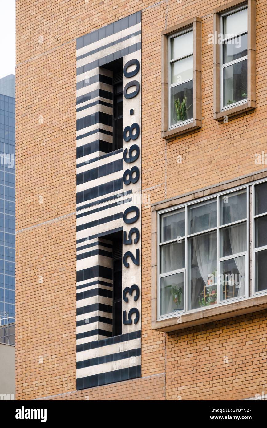 Commonwealth department of works hi-res stock photography and images ...