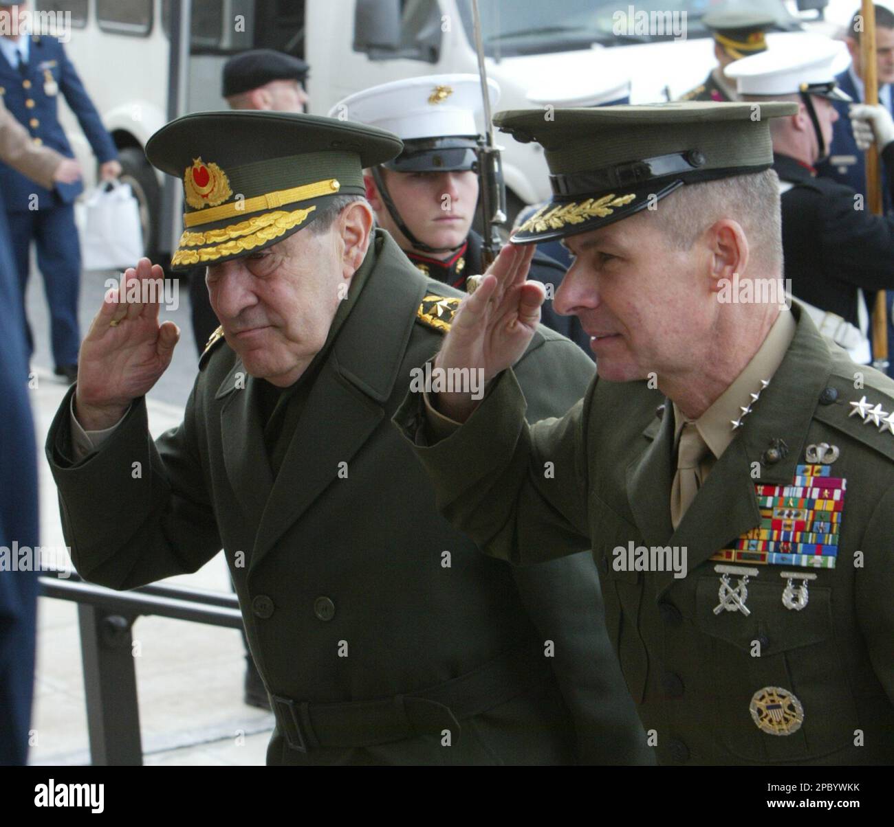 Turkish Joint Chiefs Chairman Gen. Yasar Buyukanit, right, and his U.S ...