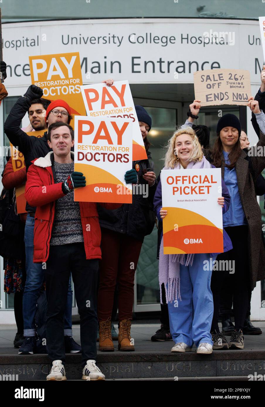 Junior doctors strike 2023 hi-res stock photography and images - Alamy