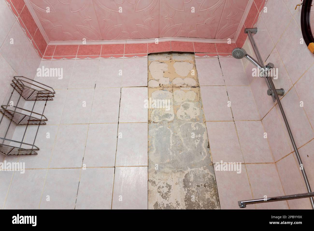 Filthy dirty disgusting toilet hi-res stock photography and images - Alamy