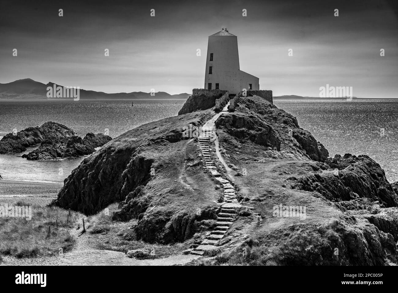 Llanddwyn Island (Ynys Llanddwyn). Anglesey North Wales. Tŵr Mawr ...