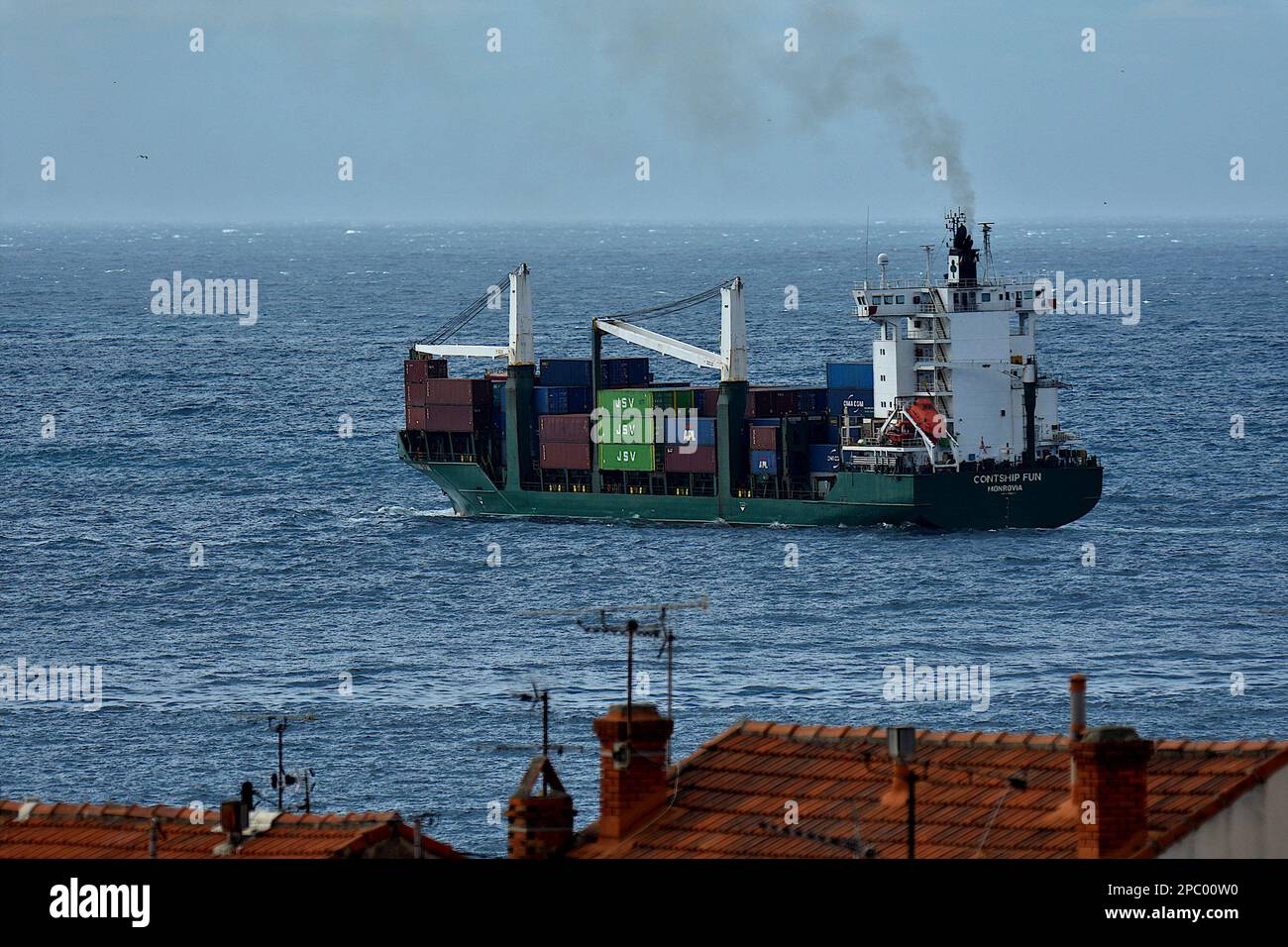 Contship hi-res stock photography and images - Alamy