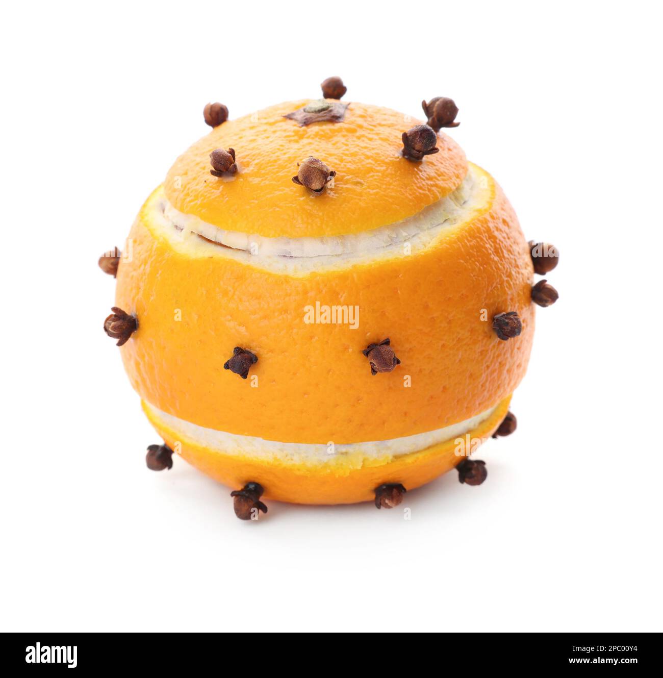 Pomander ball made of tangerine with cloves isolated on white Stock ...