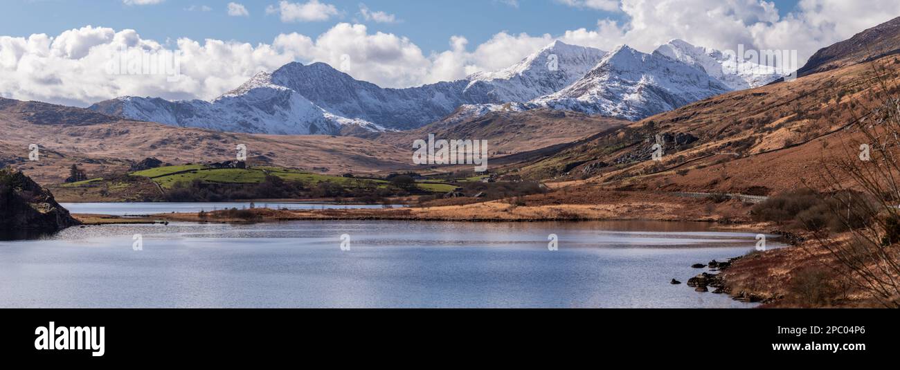 Snowdon mountain covered with snow, Snowdonia, North Wales Stock Photo ...