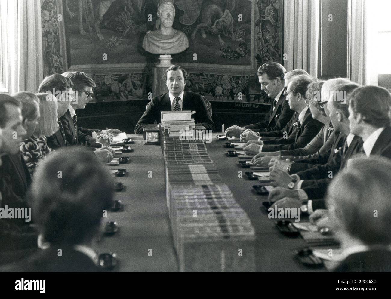 SWEDEN«S KING CARL XVI GUSTAF lead a council with the new Swedish ...