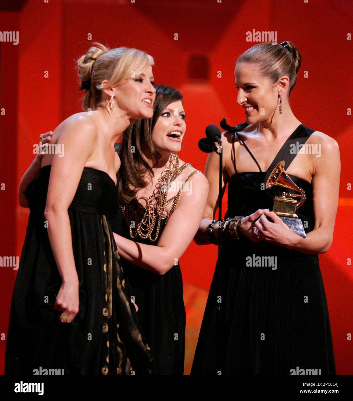 Dixie Chicks Taking The Long Way Album