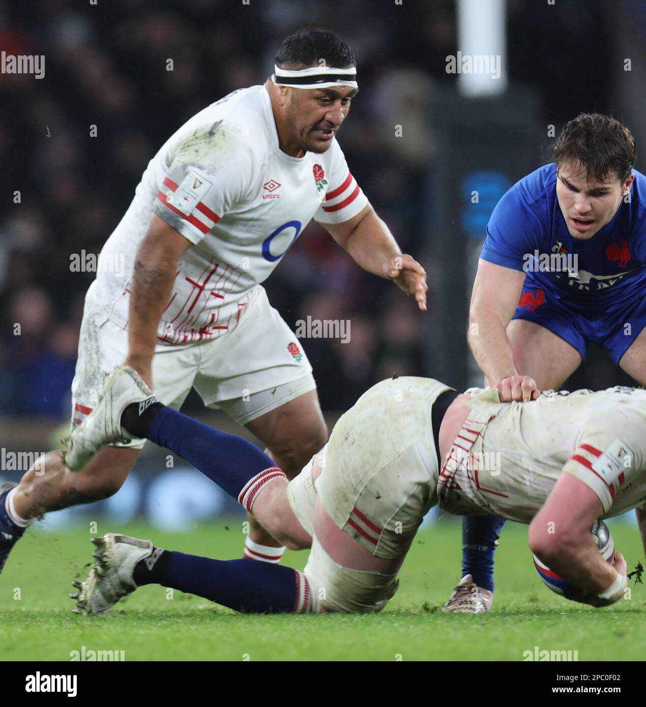 L-R England's Mako Vunipola England's Ollie Chessumand Antoine Dupont of Franceduring the 2023 ...