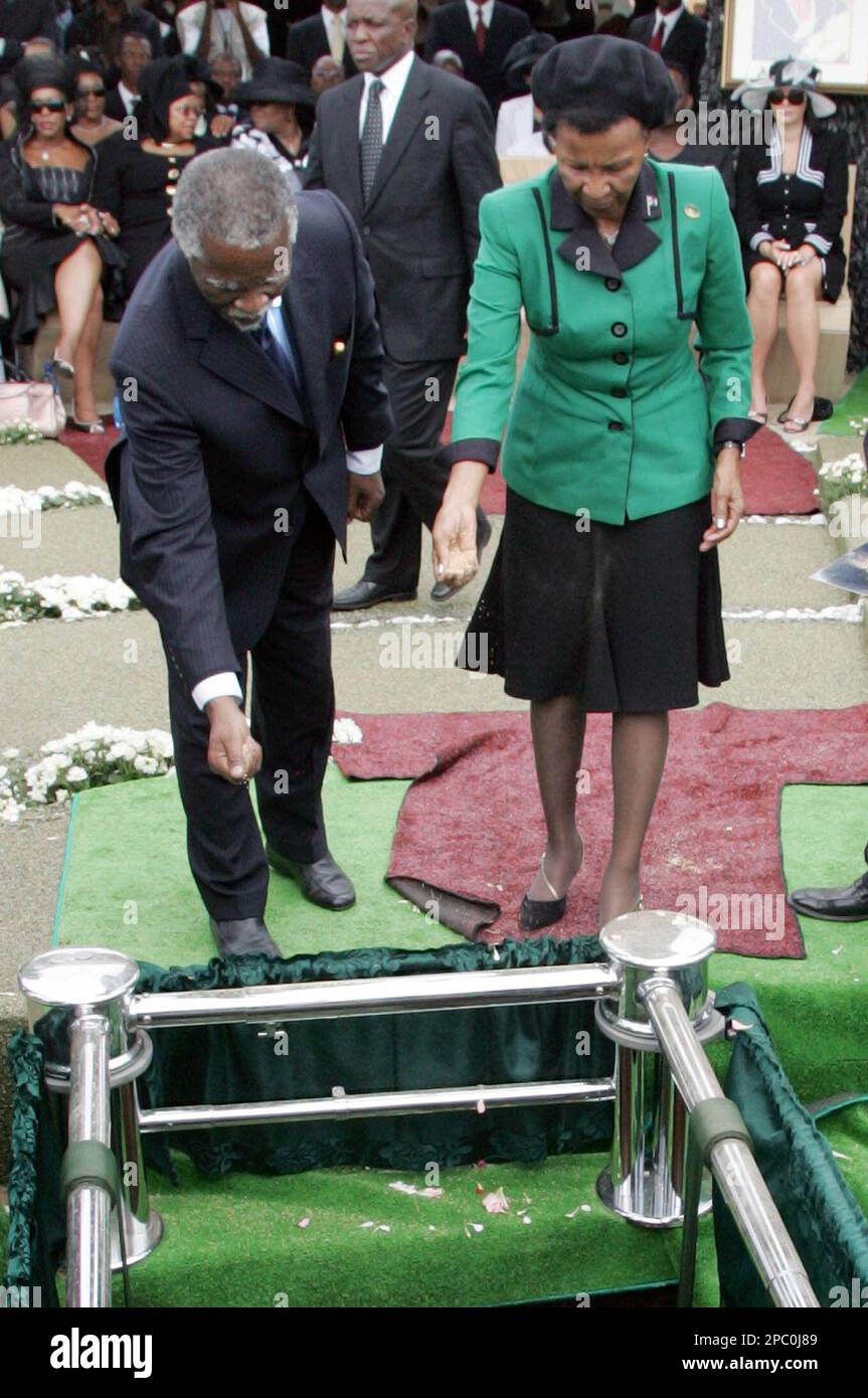 South African President Thabo Mbeki, left, and his wife Zanele, right ...