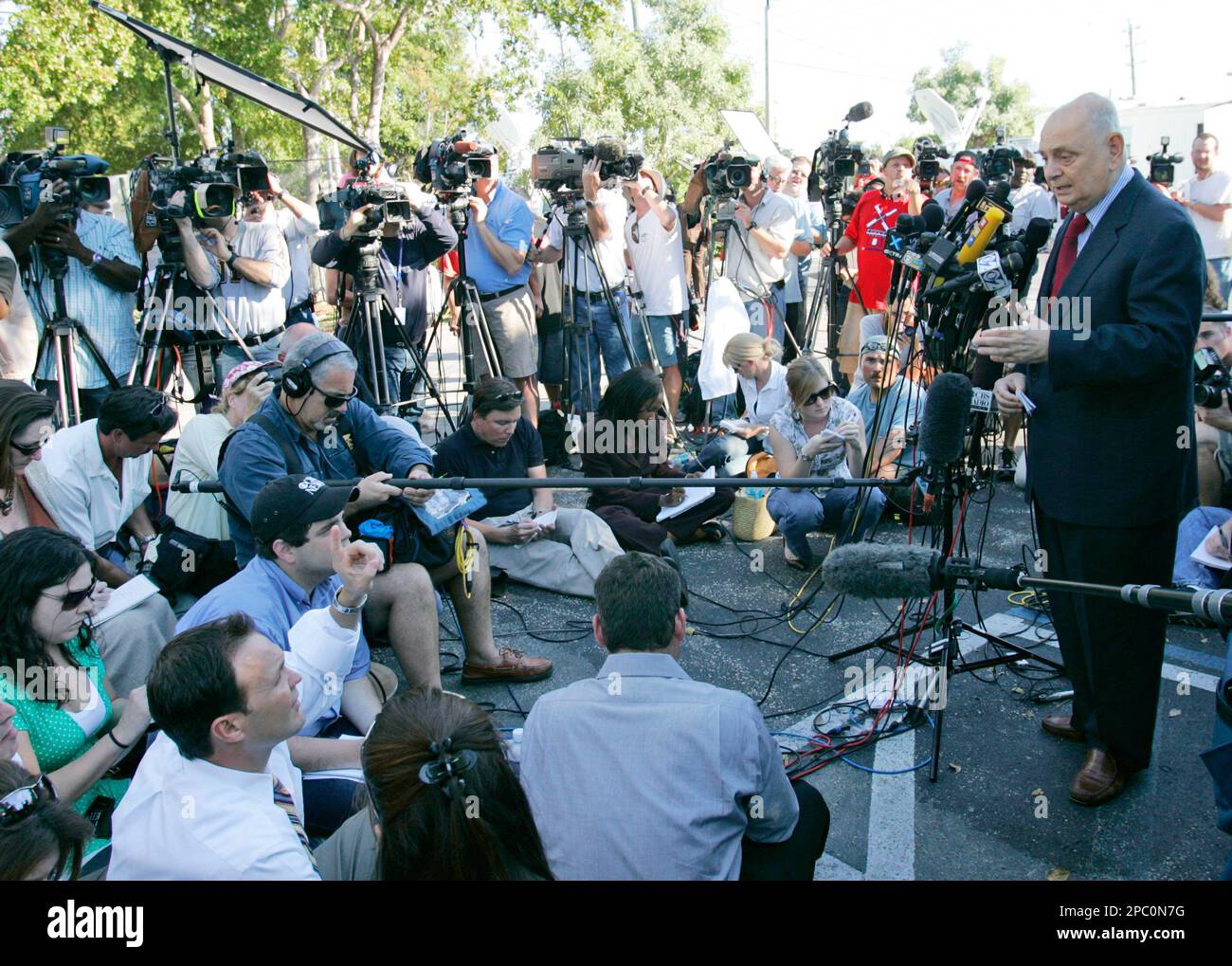 Chief Medical Examiner Dr. Joshua Perper talks to the news media ...
