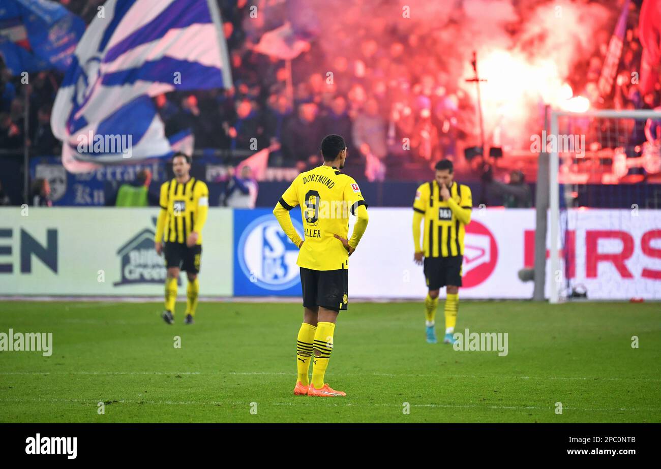 Bundesliga, Veltins Arena, FC Schalke 04 vs Borussia Dortmund Stock Photo - Alamy