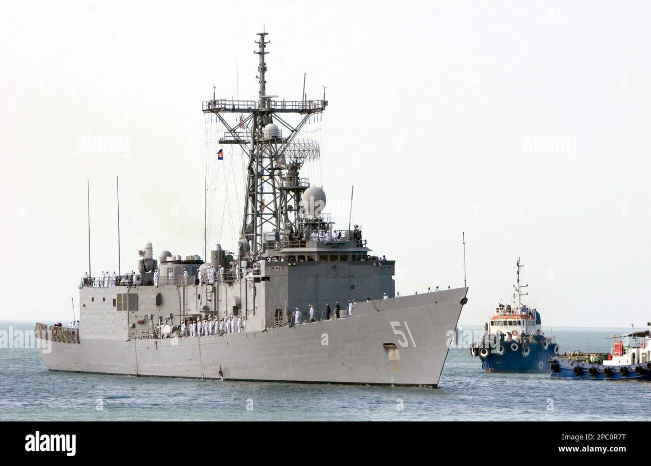 The guided missile frigate USS Gary sails to Sihanoukville port, some ...