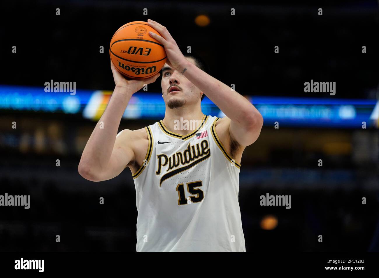 Purdue's Zach Edey shoots a free throw during the first half of an NCAA ...