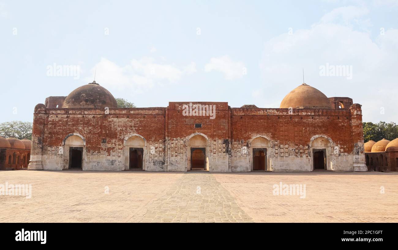 Main Mosque Complex of Murshid Kuli Khan, Murshidabad, West Bengal ...