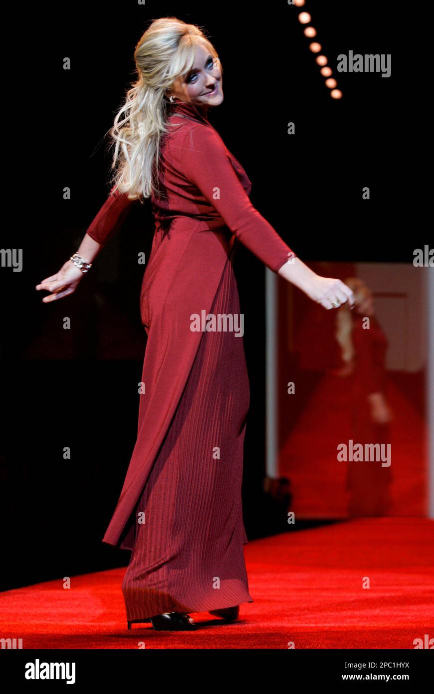 Actress Jane Krakowski, wearing a dress by designer AlidioMichelli ...