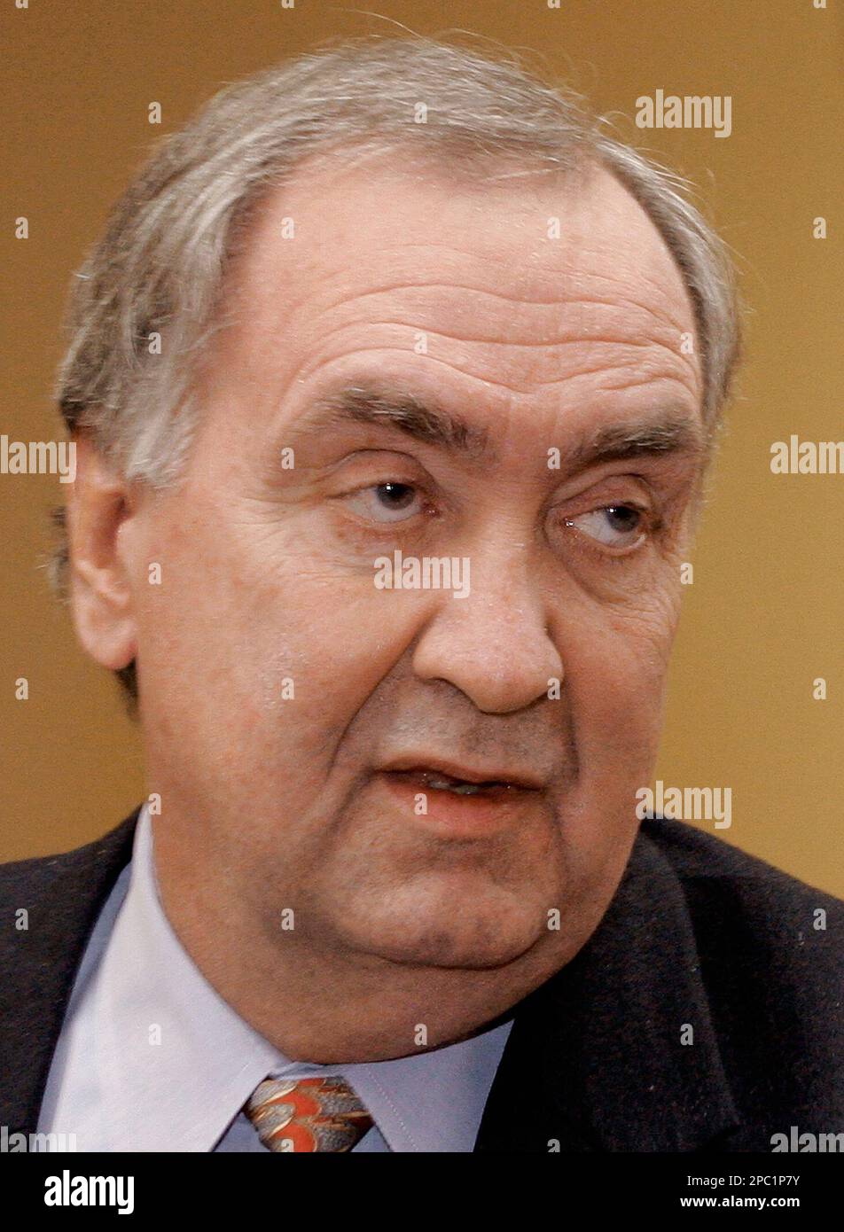 Defense attorney Steve Skelton speaks to reporters attending the ...