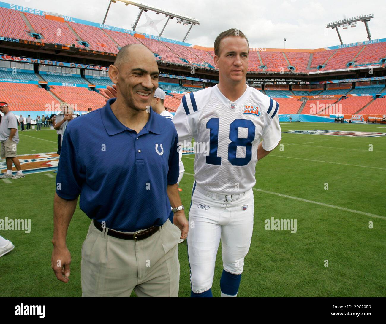 Indianapolis Colts coach Tony Dungy, left, and quarterback Peyton ...