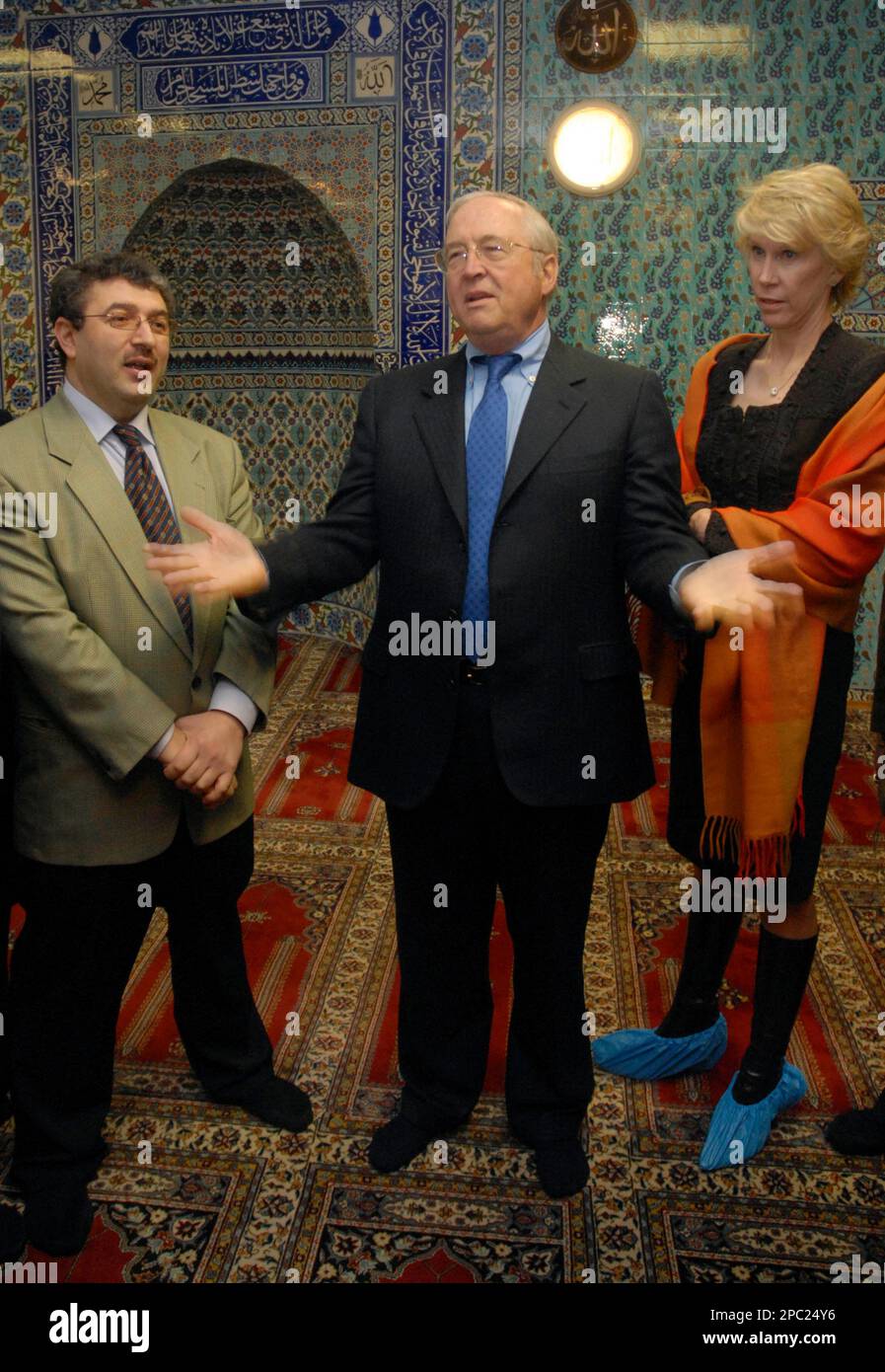 US-Botschafter in Deutschland, William R. Timken, Mitte, und seine Frau ...