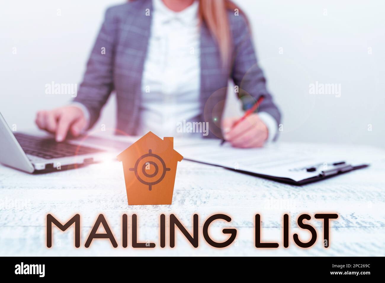 Conceptual display Mailing List. Word for list of people who subscribe ...