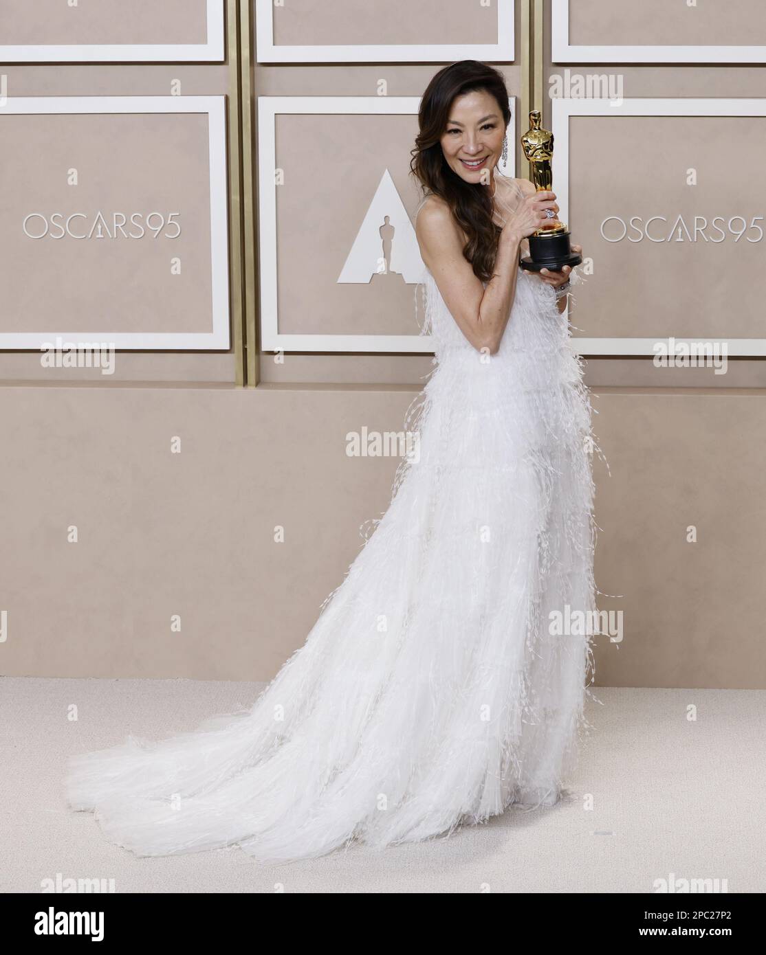 Michelle yeoh everything everywhere hi-res stock photography and images - Alamy