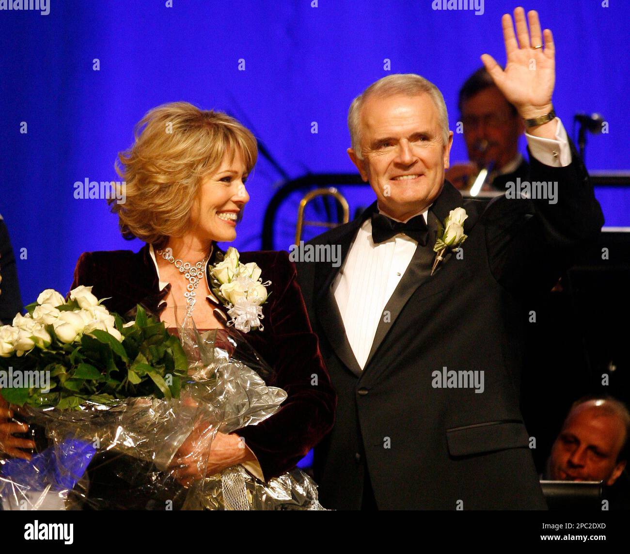Newly elected Nevada Gov. Jim Gibbons, right, and his wife Dawn are ...