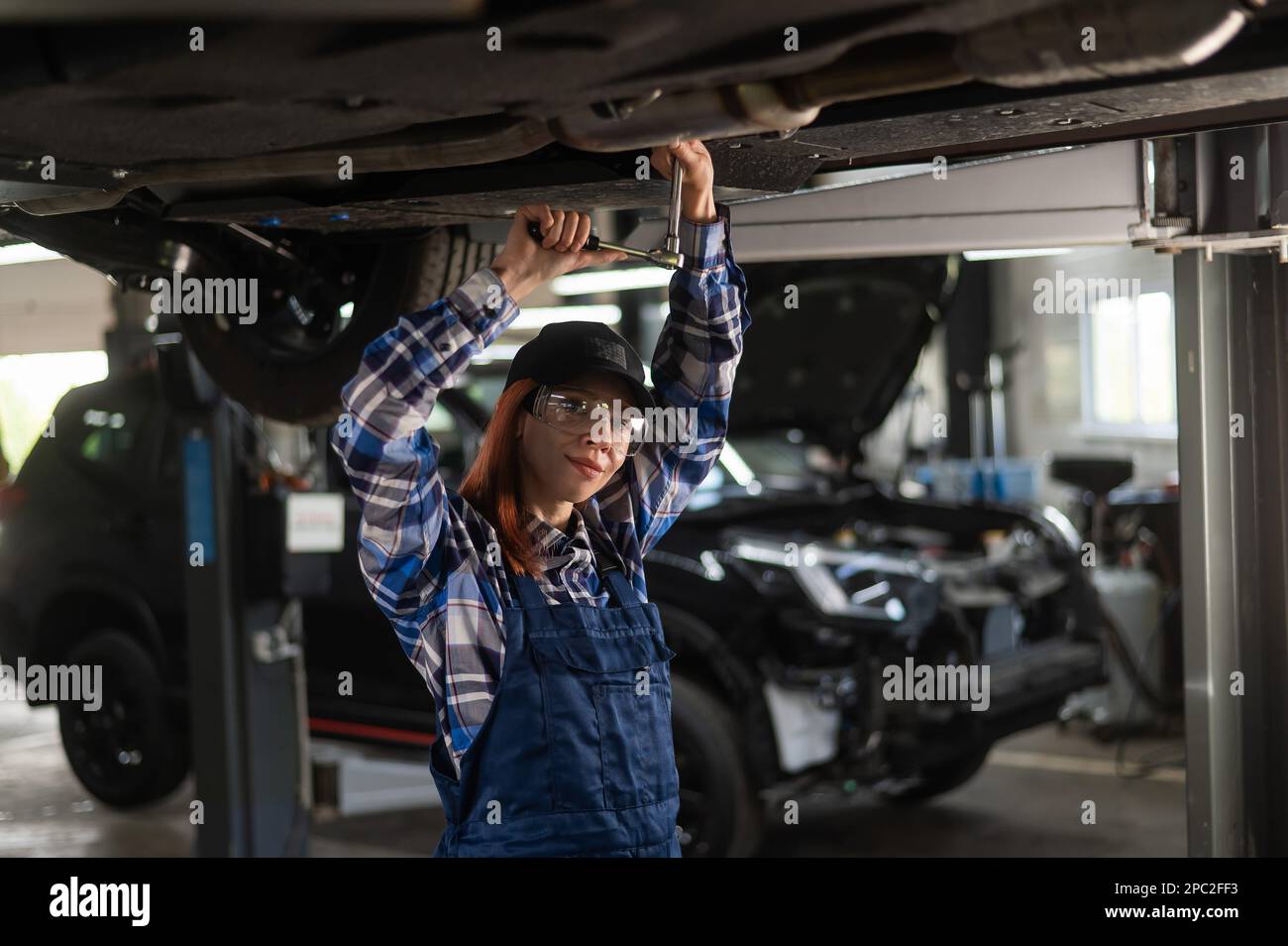 Automatic engine diagnosis hi-res stock photography and images - Alamy
