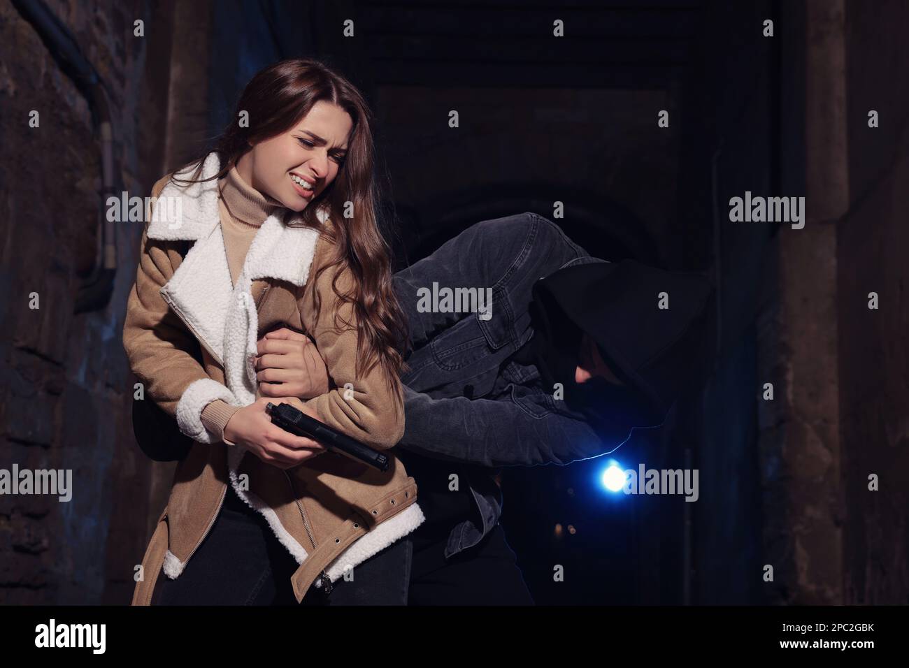 Robbery gun alley hi-res stock photography and images - Alamy