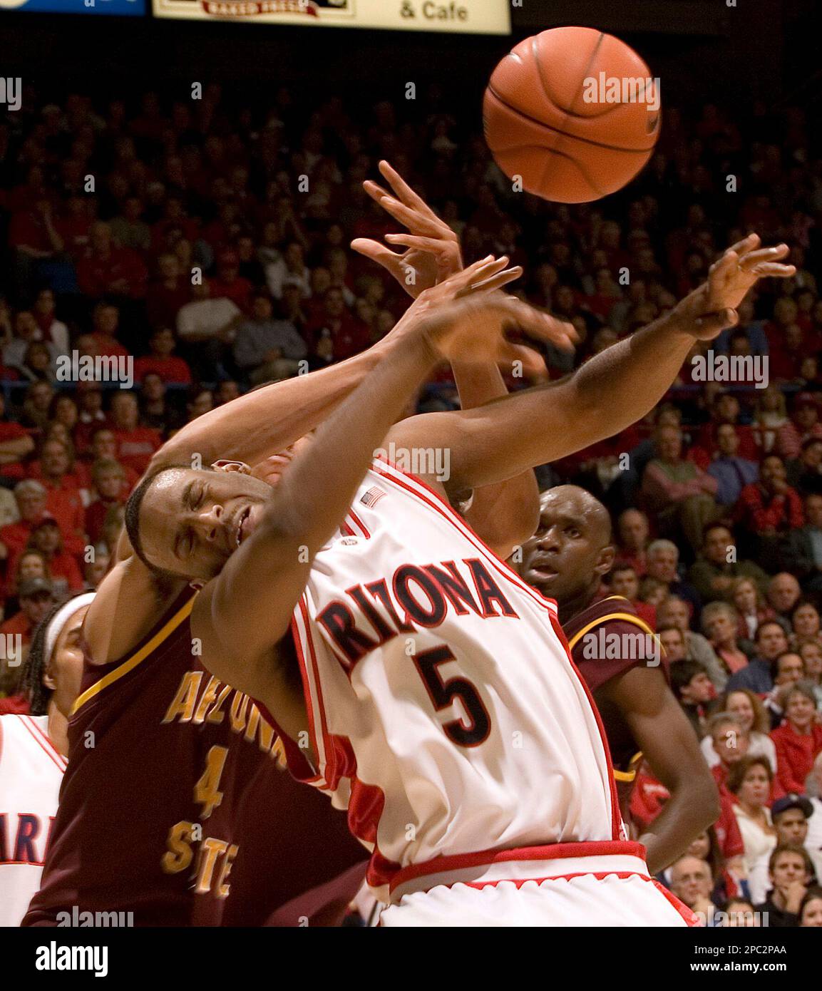 Arizona's Jawann McClellan (5) and Arizona State's Jeff Pendergraph ...