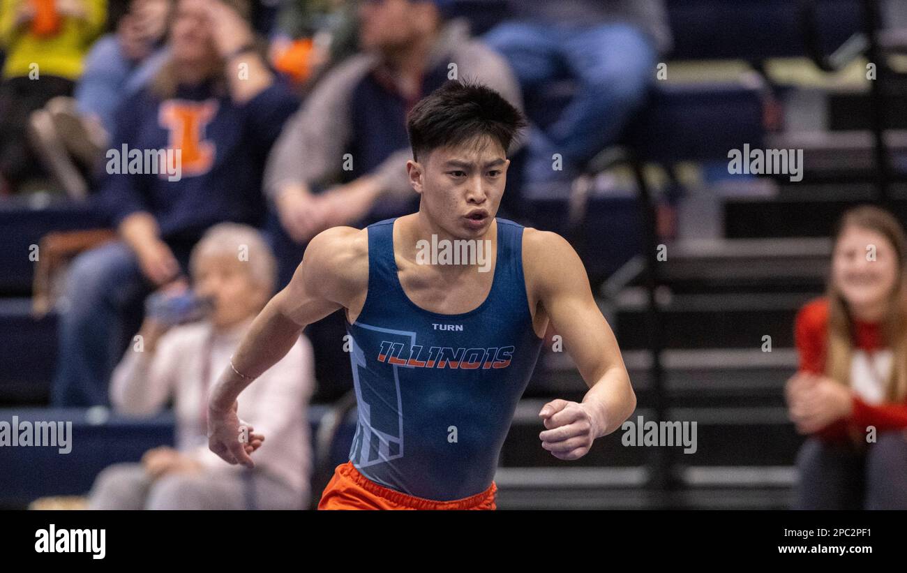 Illinois gymnast Evan Manivong competes in the floor exercise of an ...