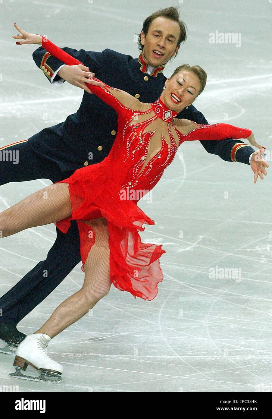 Ice dancers pair from German Nelli Zhiganhina and Alexander Gazsi ...