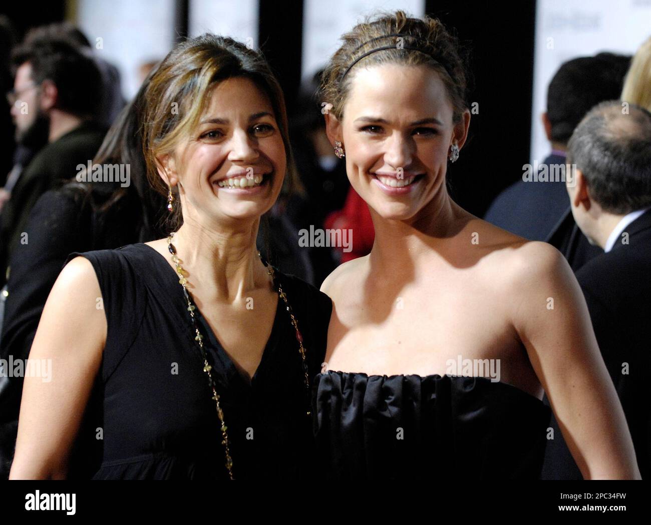 "Catch and Release" writer/director Susannah Grant, left, and star ...