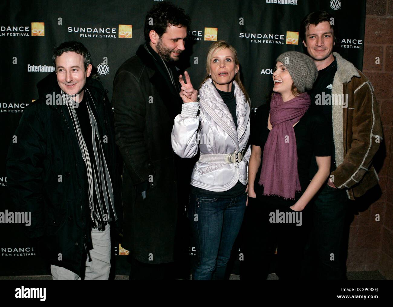 From left, Eddie Jemison, Jeremy Sisto, Cheryl Hines, Keri Russell and ...