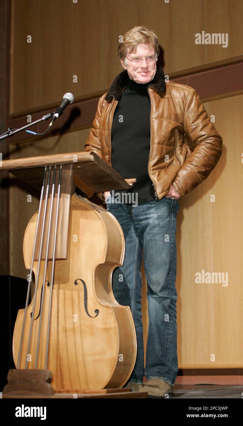 Robert Redford speaks before the premiere of "Chicago 10," on the ...
