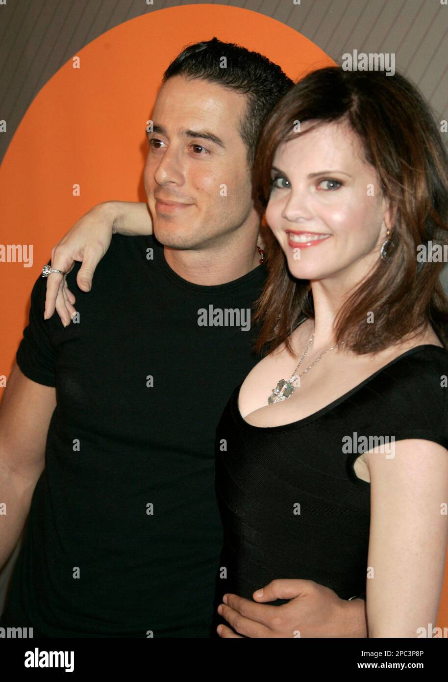 Kirk Acevedo of "The Black Donnellys" and his wife Kristen Warren ...