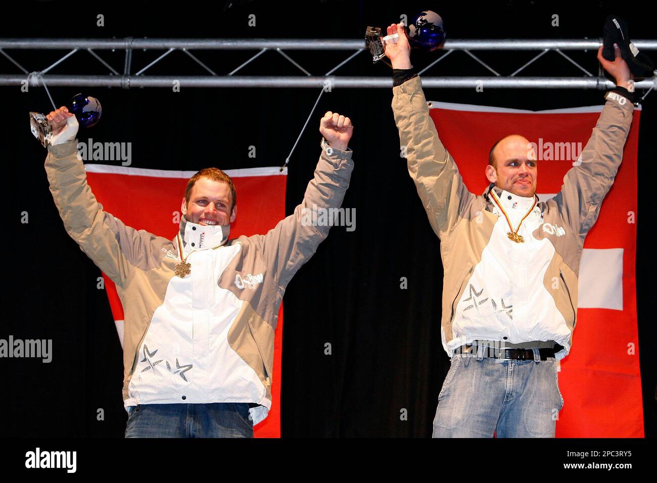 Switzerland's gold medalist Simon Schoch right, and his brother Philipp ...