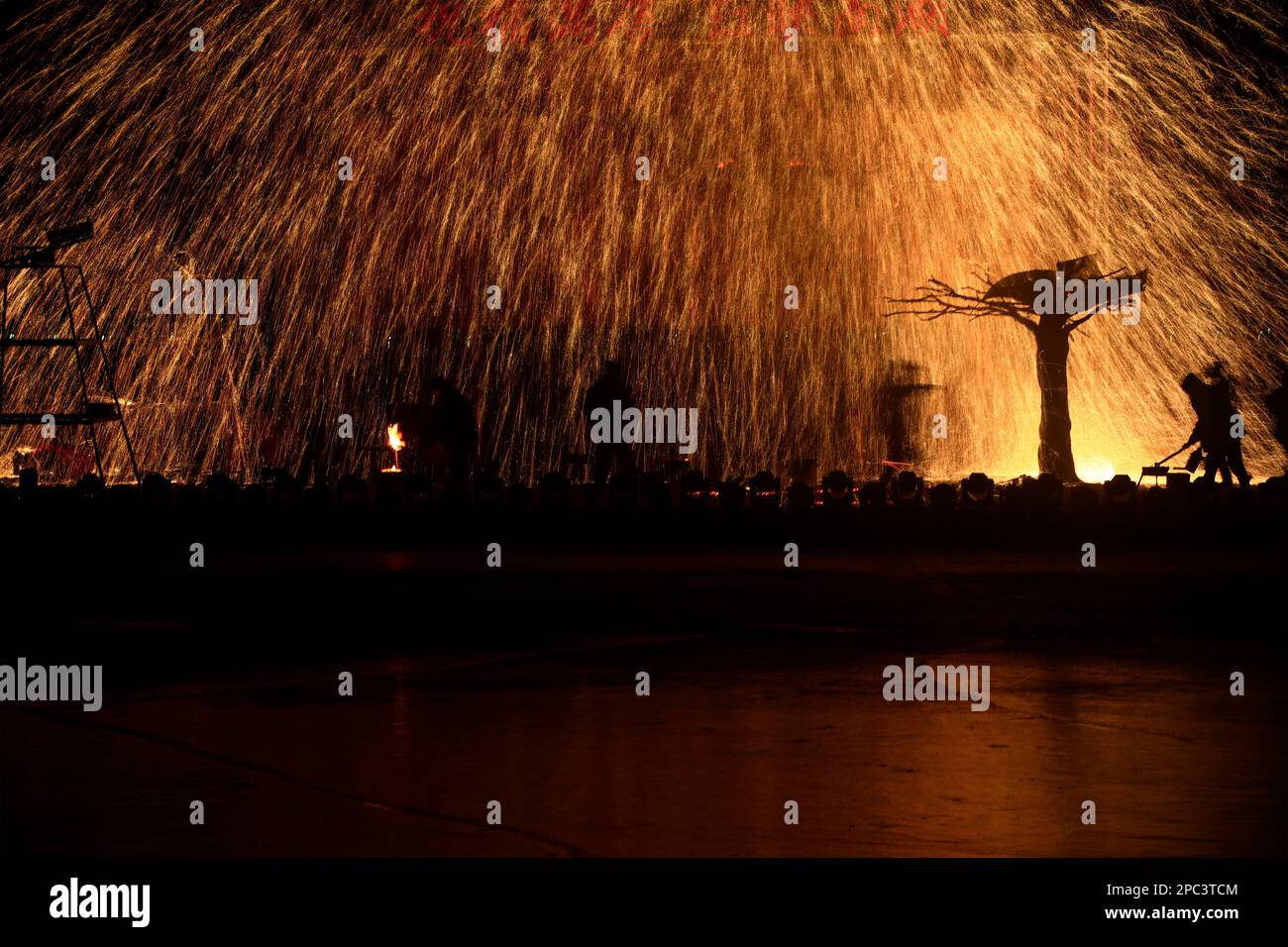 Sparks of molten steel melting Stock Photo - Alamy